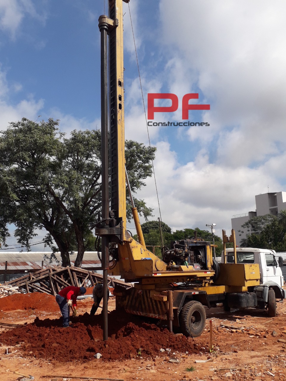 Pilotes perforados y Strauss - PF Construcciones - Constructora
